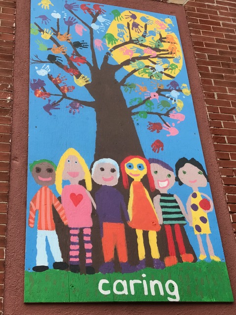 Student Murals Decorate Millgrove School – Debra Carson Art